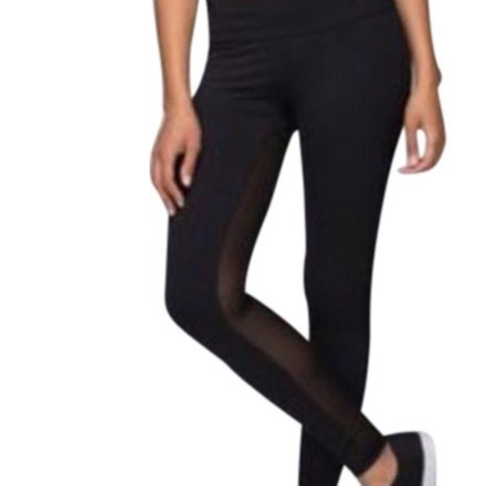 Lululemon Black Sheer Seam Activewear Bottoms - Gem